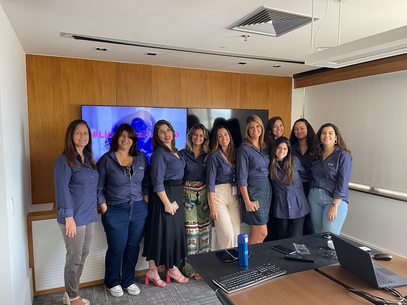Celebrando o 8 de Março, MDC lança o grupo de afinidade Mulheres de Gás ...